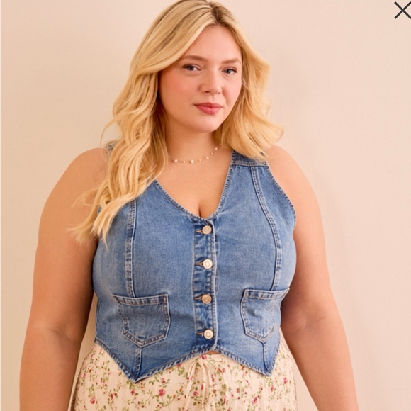 ARULA | Tops | Arula Wren Denim Vest | Poshmark